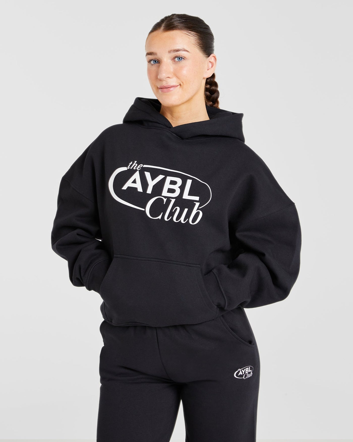 AYBL | Sportbekleidung, Activewear & Athleisure - #AYBL
